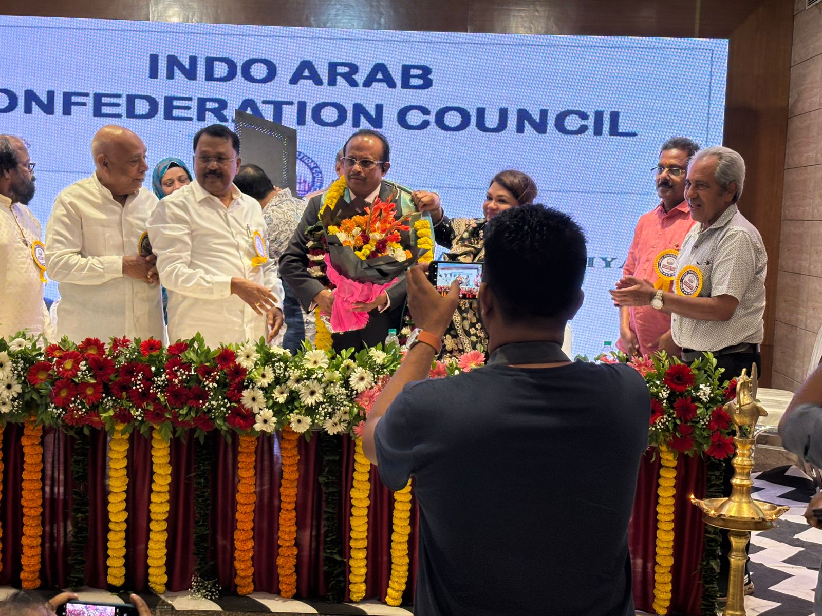 Akbar Travels Chairman Dr. K.V. Abdul Nazar Honoured with Sheikh Zayed ...